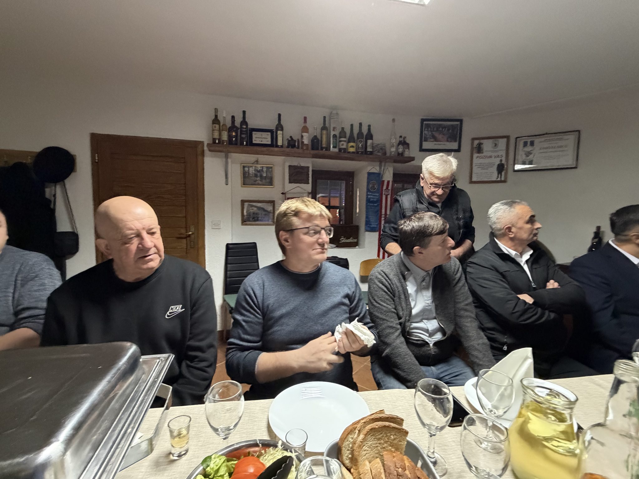 Božićni domjenak požeških stražara u znaku zajedništva i uspješne ...